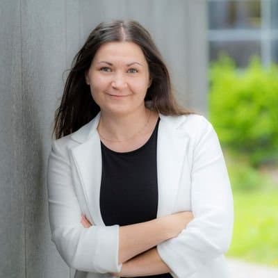 Alcohol across society - Institute of Alcohol Studies